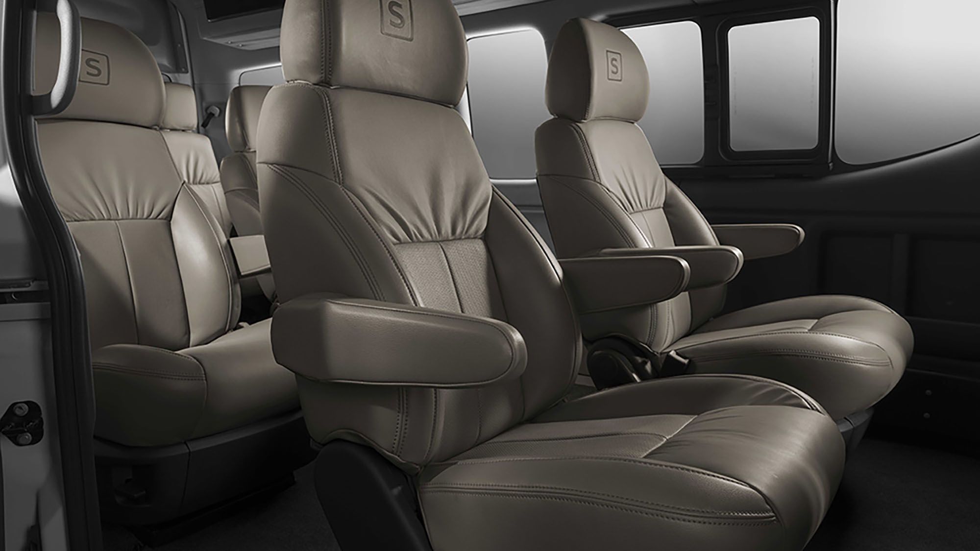 Nissan Urvan Premium S : Tricked-out luxury within reach - Ignition.ph